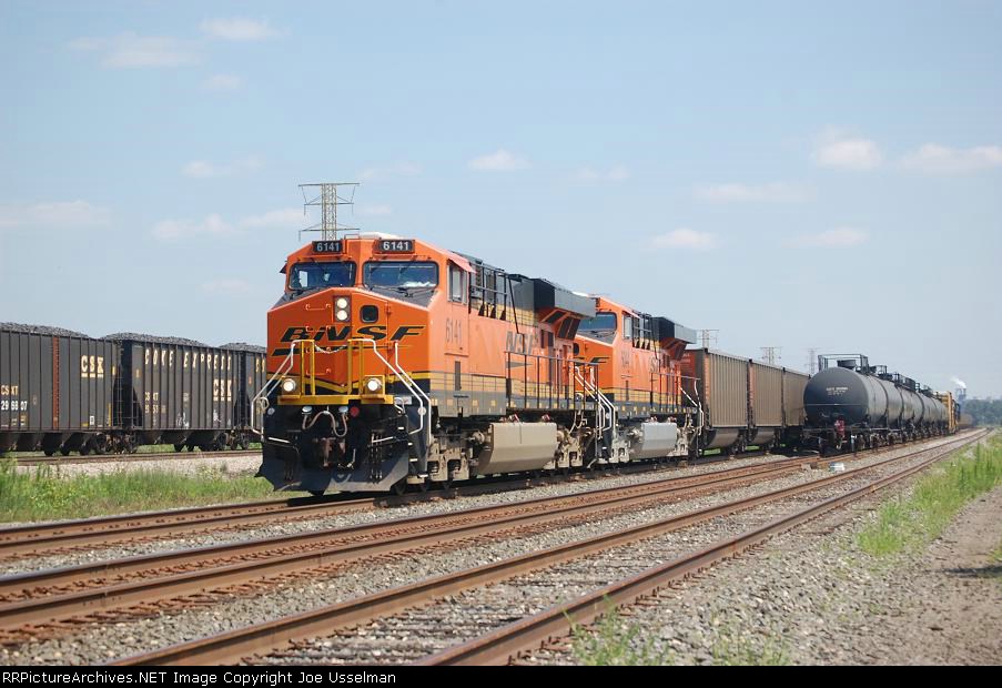 BNSF 6141